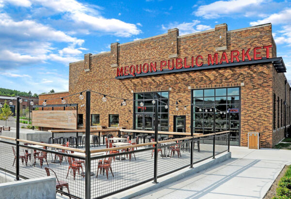 Mequon Living & Lifestyle | Spur 16